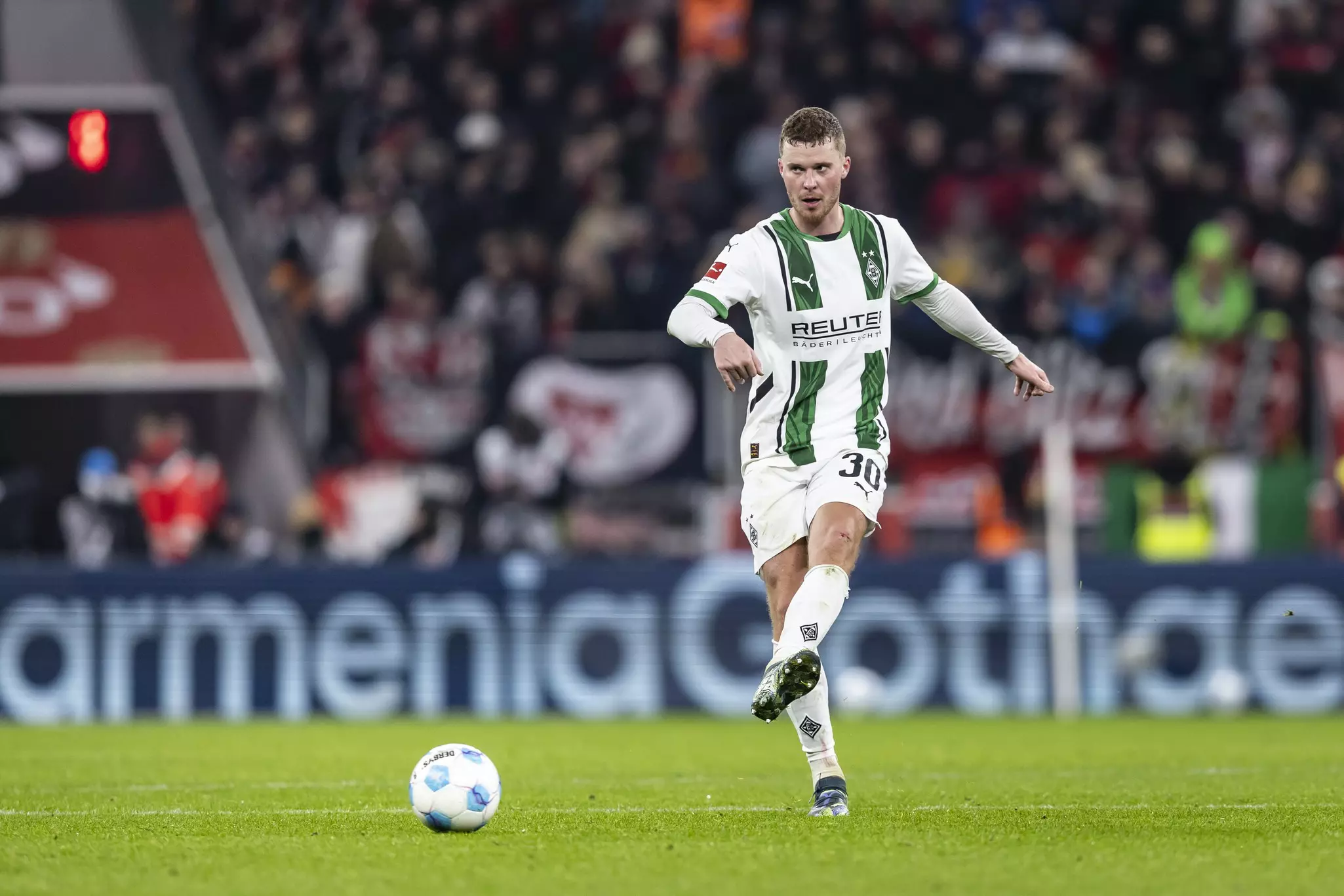 Elvedi: “It makes me very proud” | Borussia Mönchengladbach | Official ...