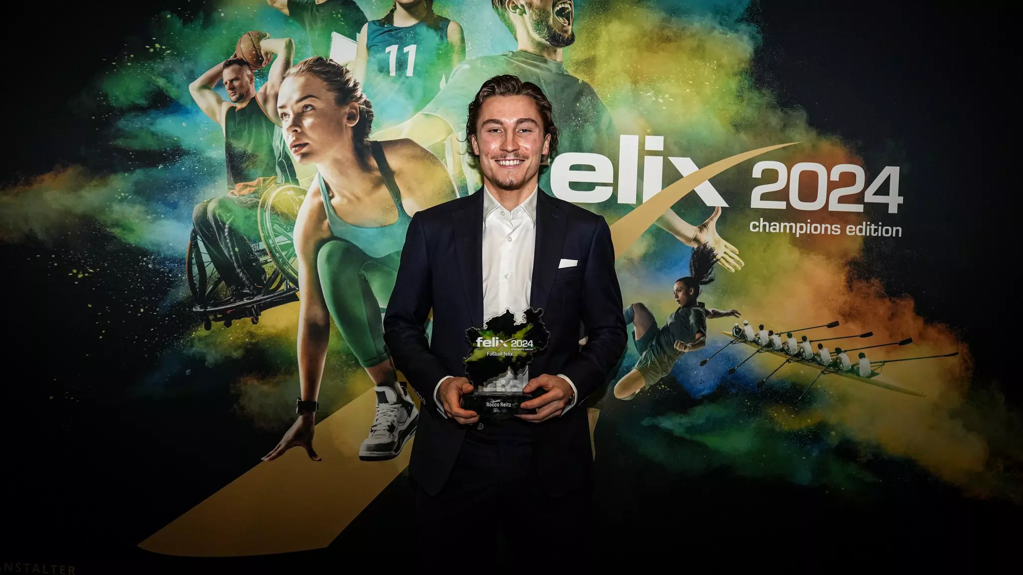 Rocco Reitz receives felix award | Borussia Mönchengladbach | Official ...